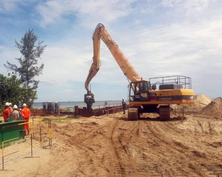 Installation of Steel Sheet Piling – TBT Piling (Sabah) Sdn Bhd